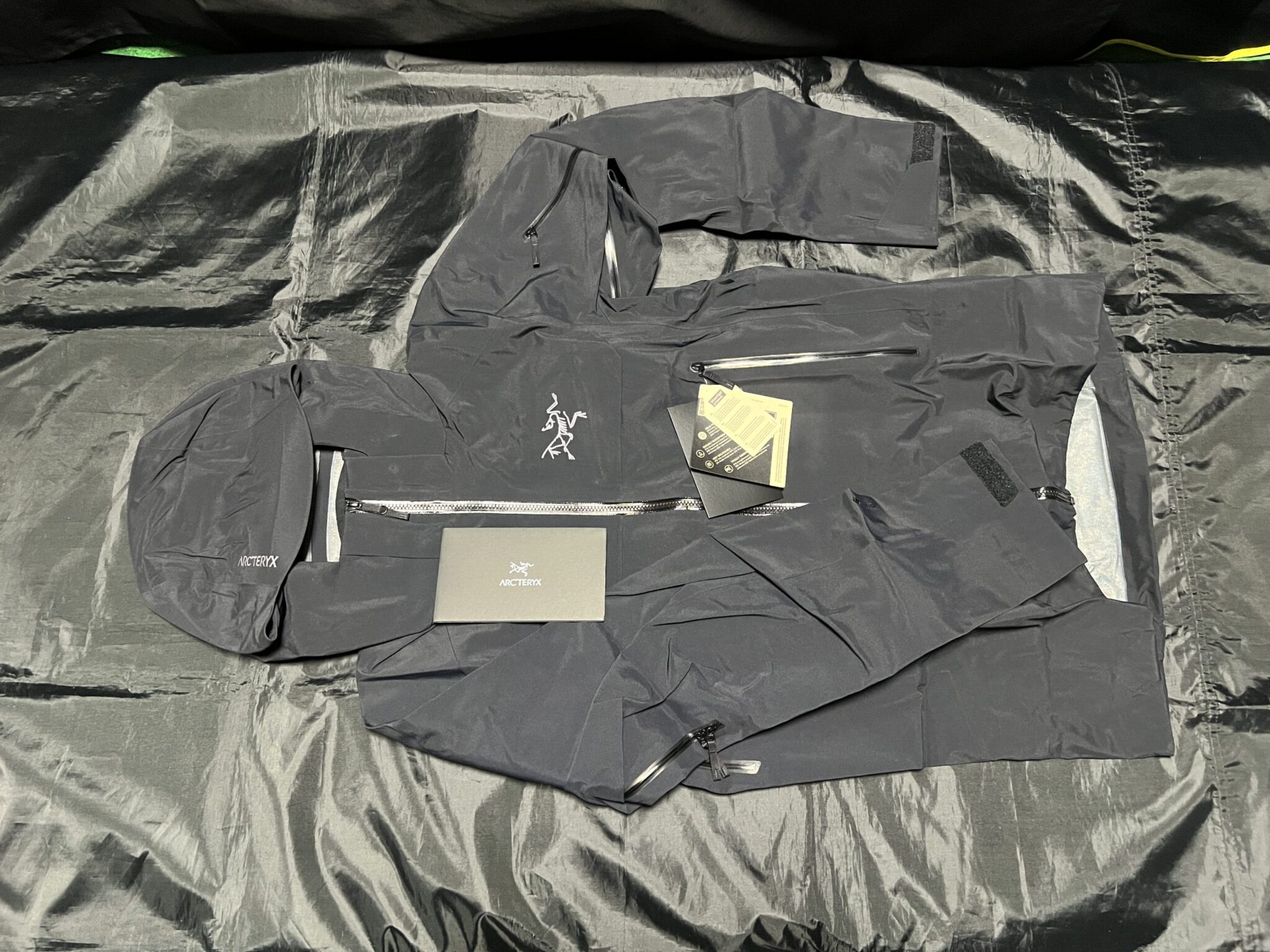 【ARC’TERYX】ベータAR vs.マカイシェルジャケット/スタンドカラーのハードシェル比較 - stand-or-fall.com